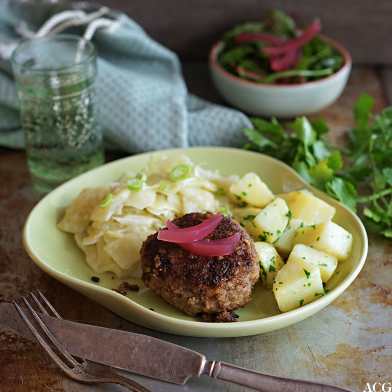 Danske krebinetter med kålstuing - ENEstående Mat