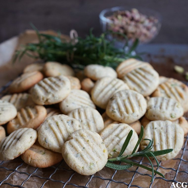Julekaker med rosmarin - ENEstående Mat